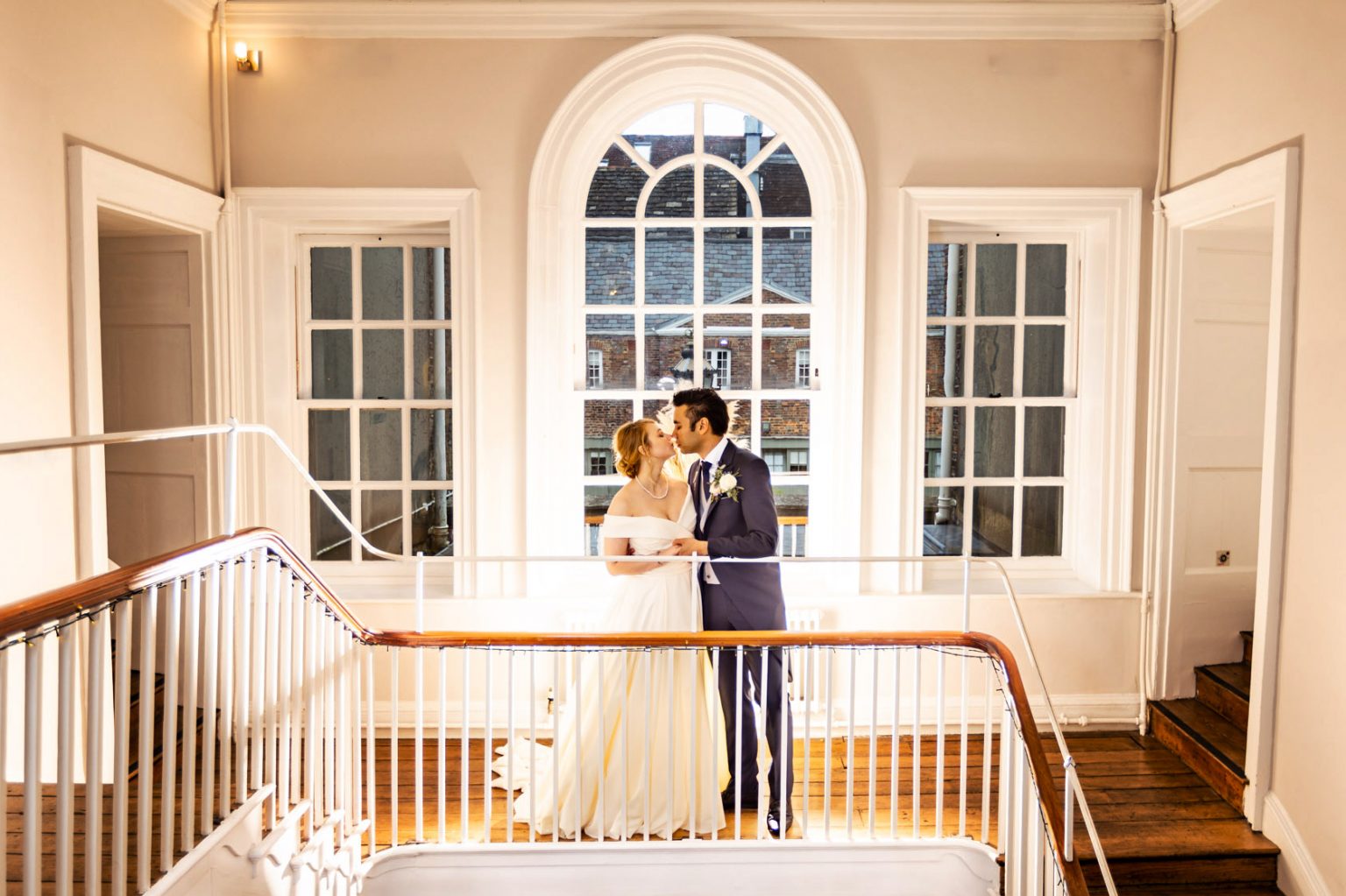 Pelham House Lewes: Sydney & Garnt Wedding Photos » Valo Studio